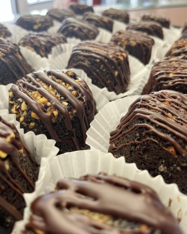 Desserts in Alton and Granite City, Illinois - Duke Bakery | Local ...