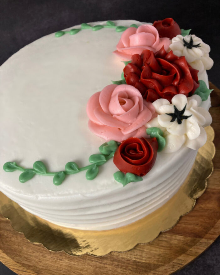 Elegant Flower Cake - Duke Bakery | Local Bakery since 1951
