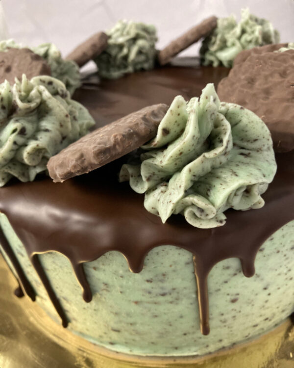 Cakes - Duke Bakery | Local Bakery since 1951